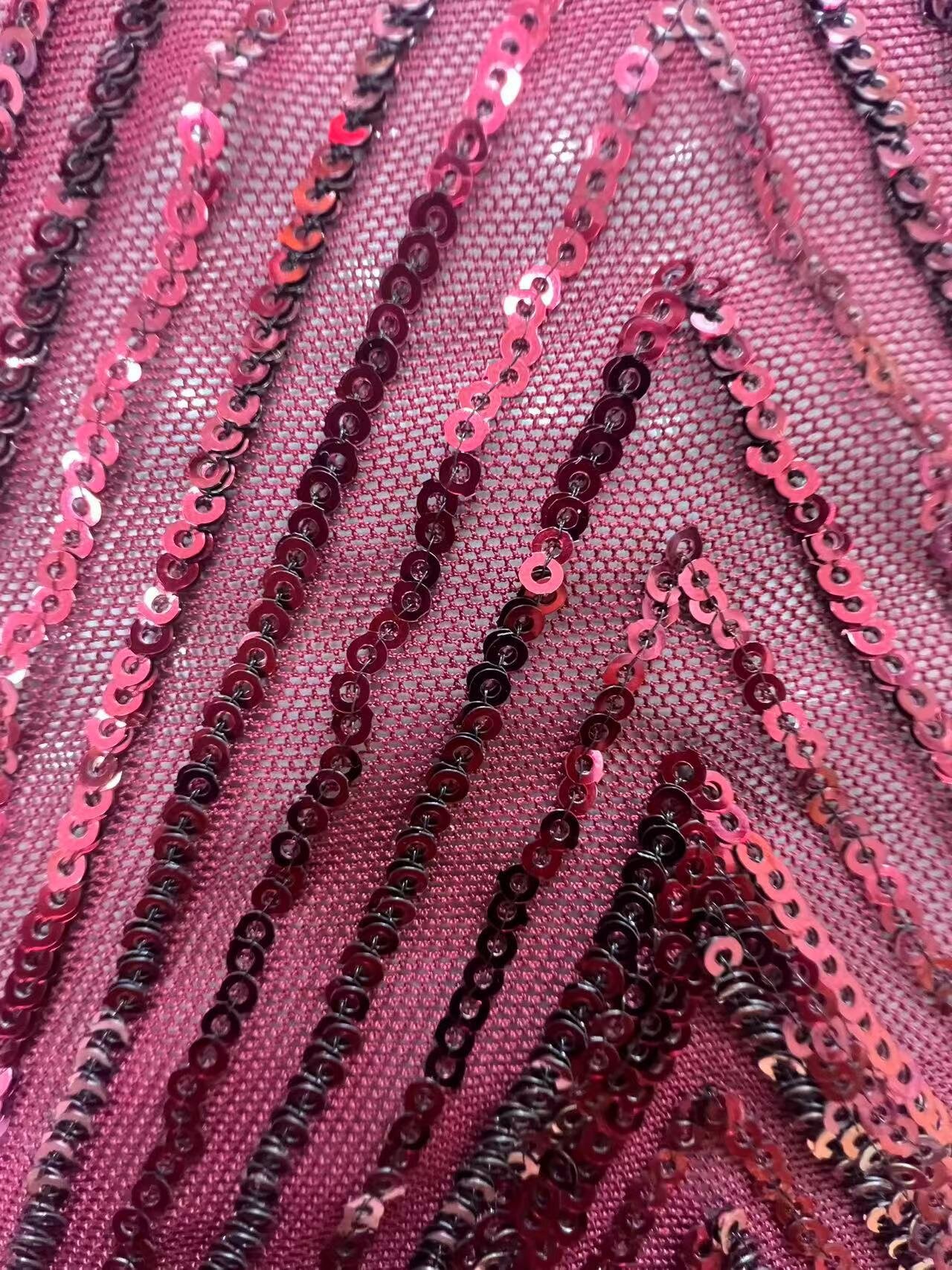 2025 Ткань для платья 3 мм Яркая вышивка Специальный симметричный цветочный узор Тонкая нить Слоистая сетчатая основа Ткань с бисером 6 цветов