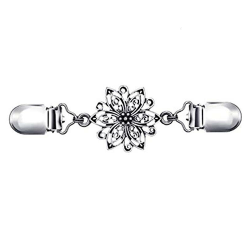 Брошь-заколка для кардигана, Стиль 2