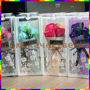 Нежный букет из трёх ароматных мыльных роз