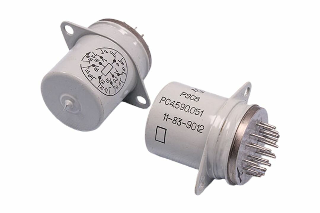 Реле на 17В, РЭС8 РС4.590.051, 1шт