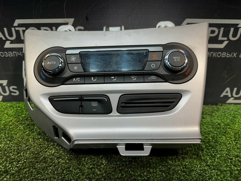 Блок управления климат-контролем