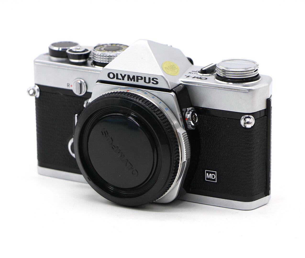 Фотоаппарат серебристый Olympus OM-1n body (Japan)