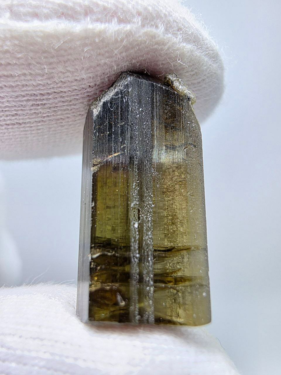 Кристалл турмалина 23 мм, 3.68 г.