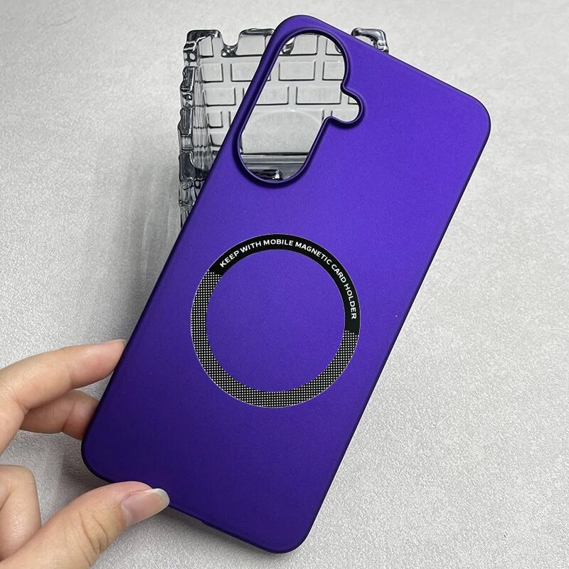 Фиолетовый чехол на Samsung Galaxy A57 магнитный