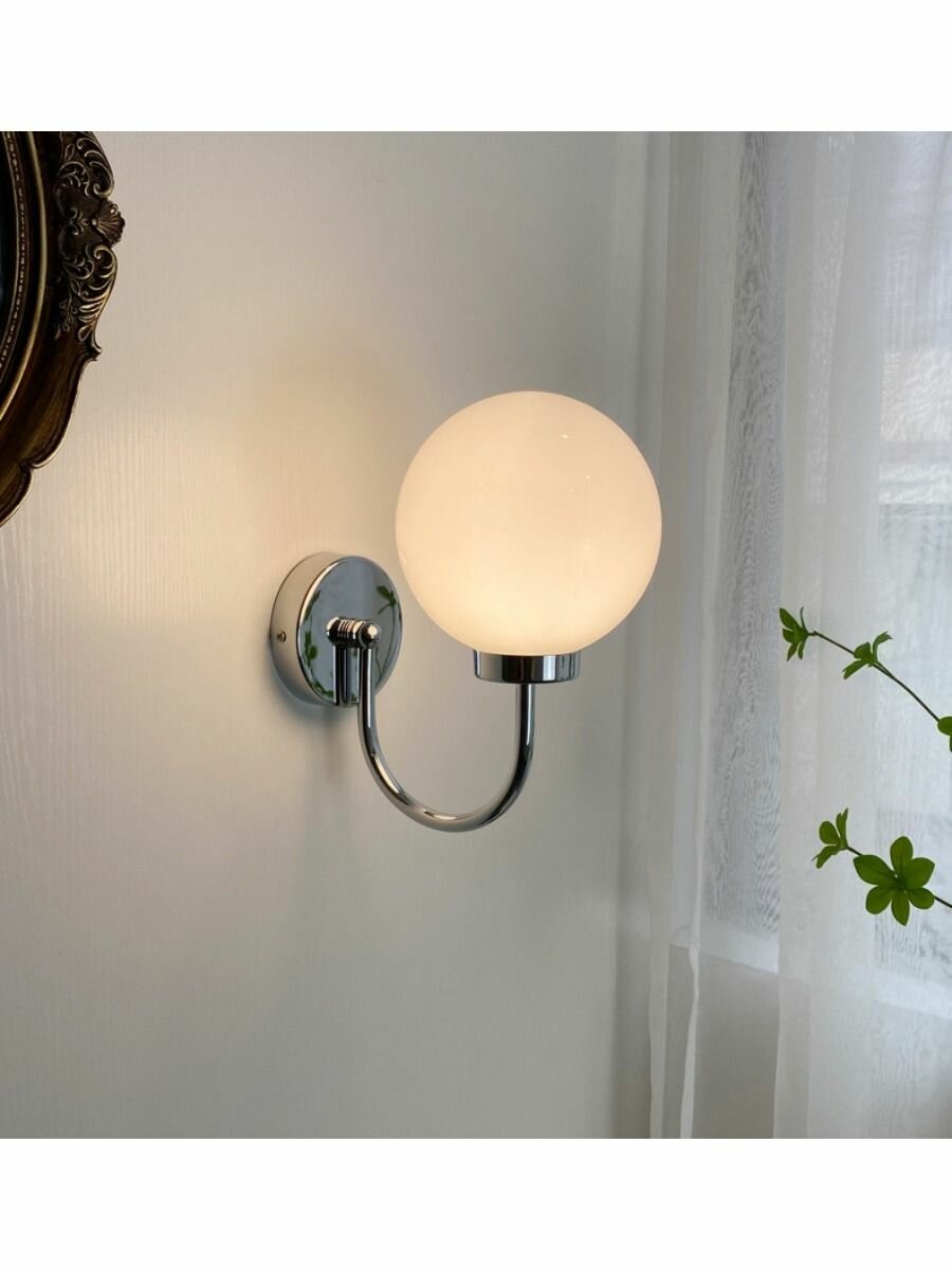 Скандинавия, шары, стекло, настенные фонари.