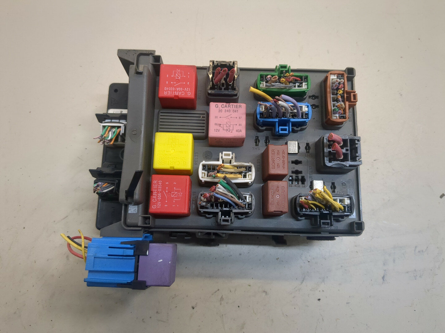 Блок предохранителей Renault Espace 4 Б/У