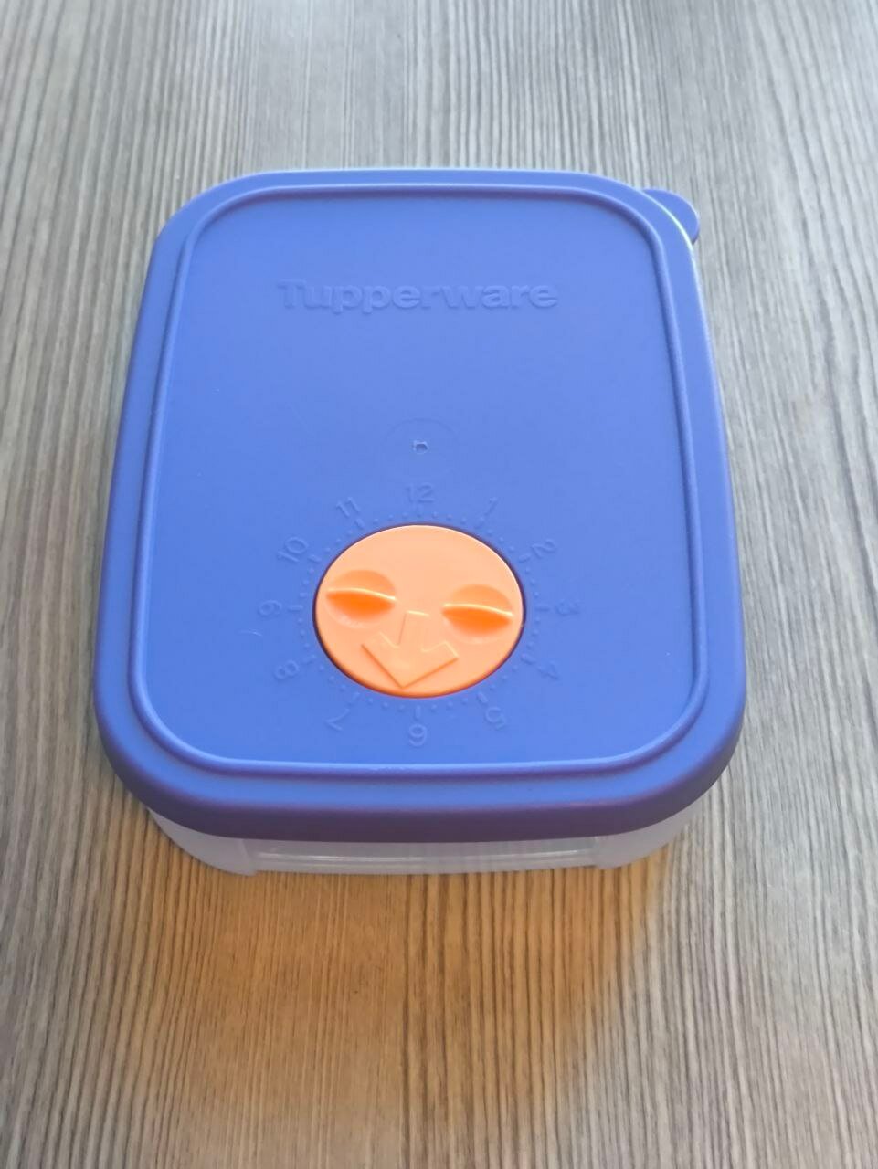 TUPPERWARE Контейнер "Система холодильник" "12 месяцев" объемом 300 мл.