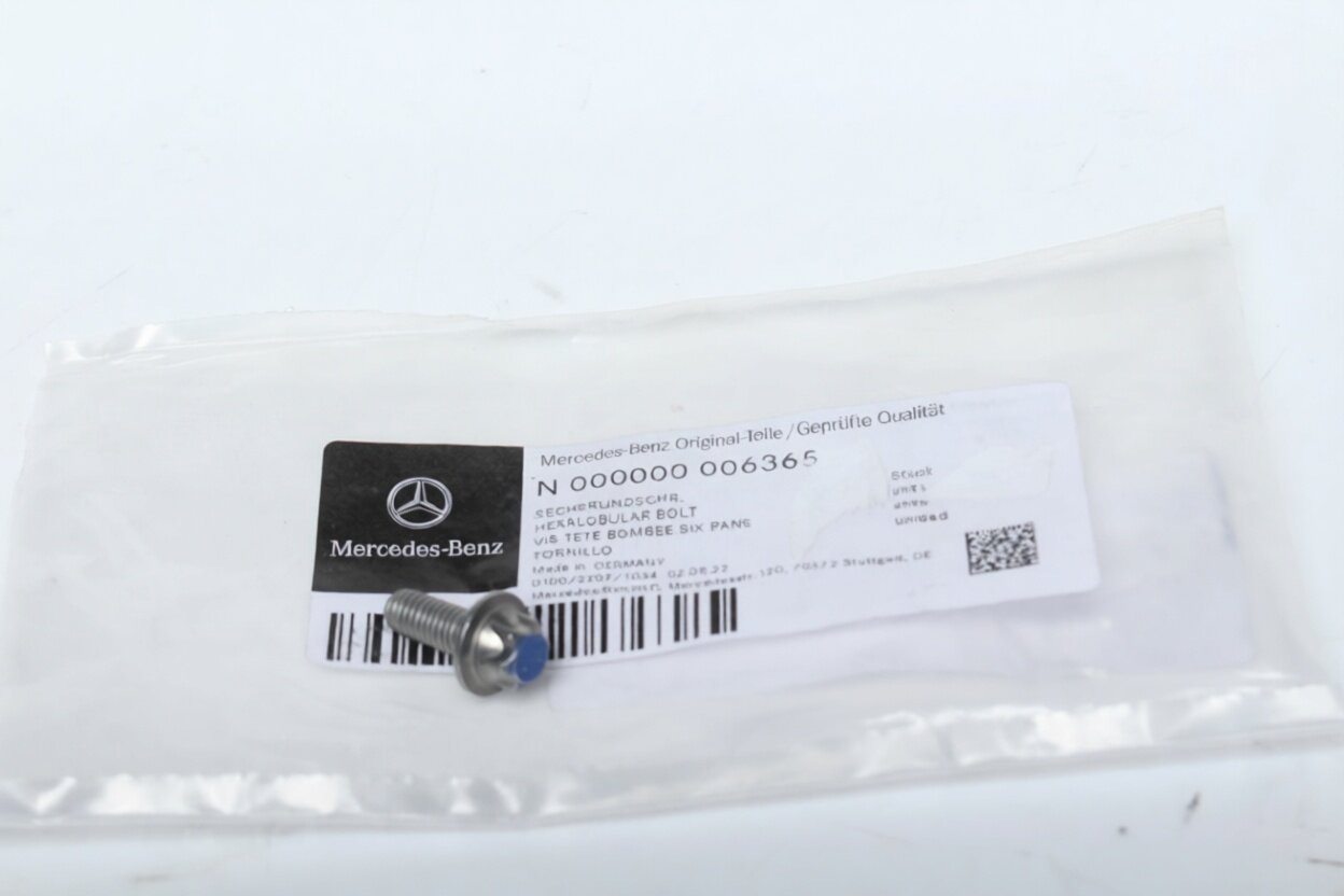 Болт 000000006365 MERCEDES-BENZ арт. N000000006365