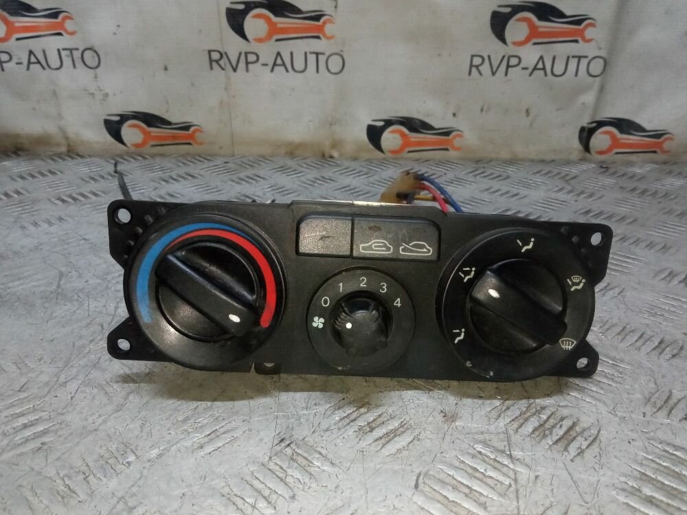 Блок управления отопителем Hyundai Lantra 1.5 9725029551