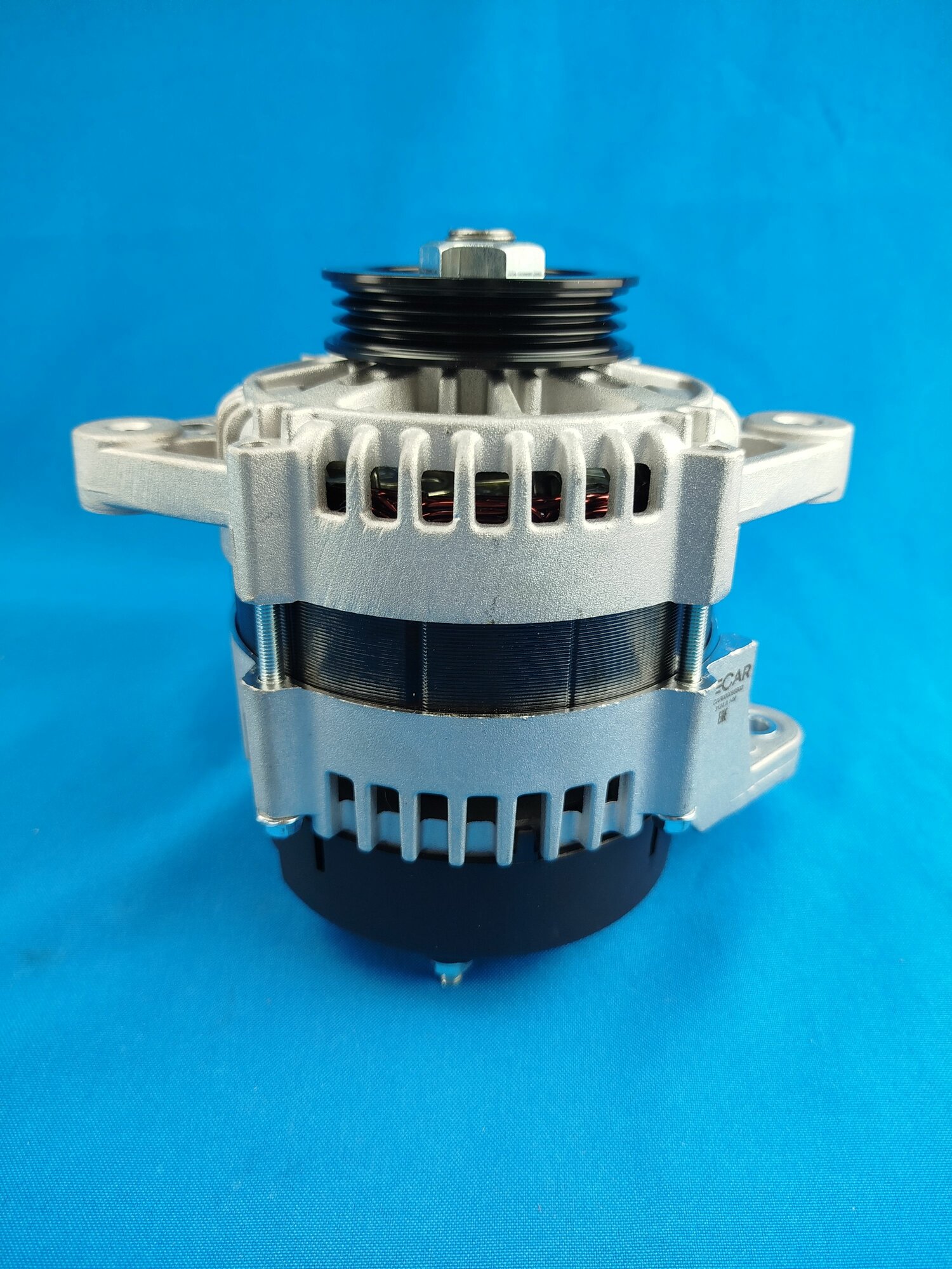 Генератор "LECAR" для автомобилей Daewoo Matiz 98->15, Chevrolet Spark 05->10 3PK (65A) (тип Delphi)