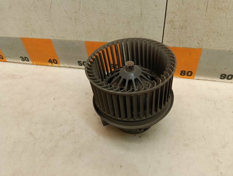 Б/У Отопителя Моторчик печки Ford Focus 2006 2 379839 FORD арт. 1379568, 3M5H18456EC