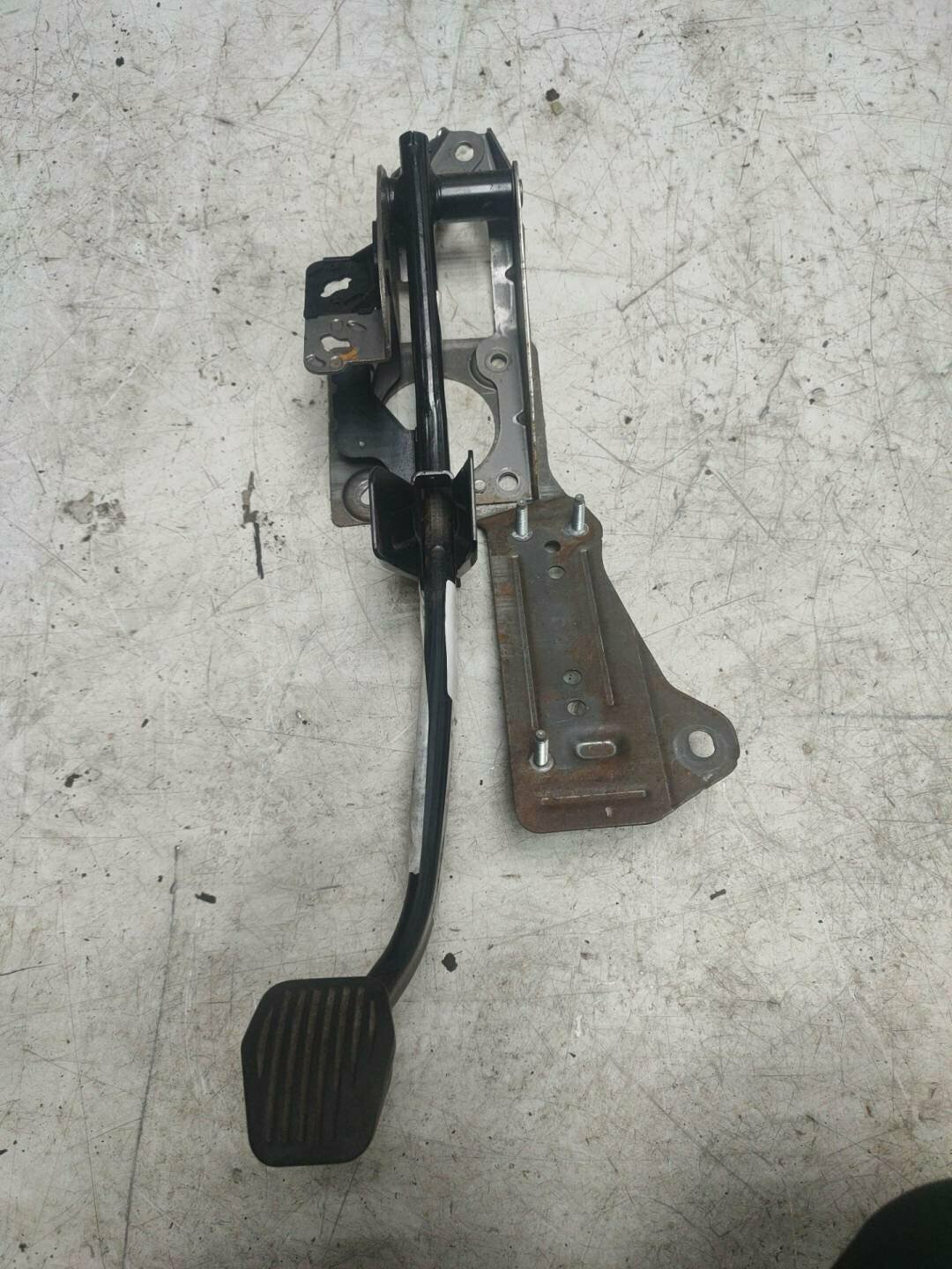 Педаль тормоза Ford C-Max 2003