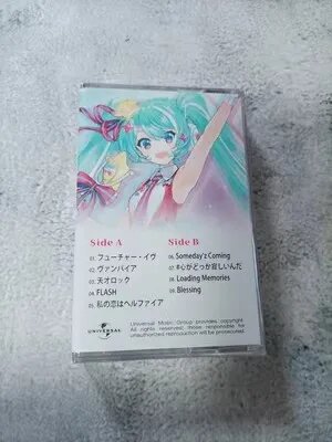 Бутафорские кассеты Hatsune Miku TAKARA TOMY C