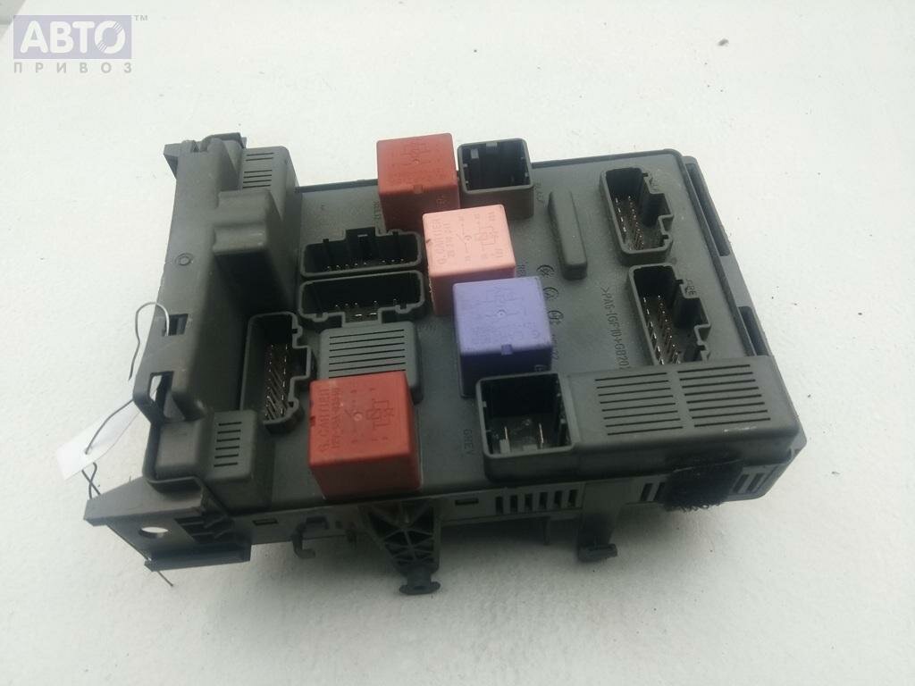 Блок предохранителей Renault Laguna 2 (2001-2007)