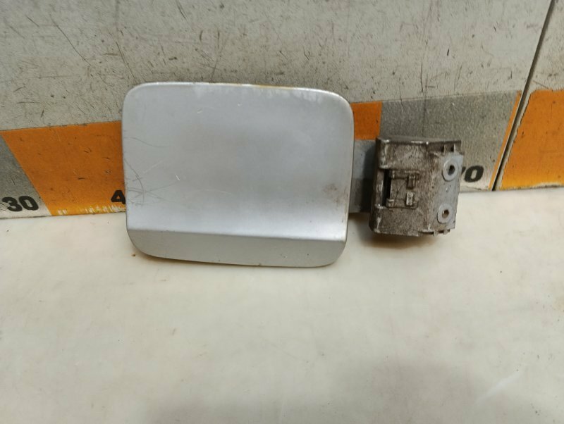 Б/У лючок топливного бака Лючок бензобака Hyundai Sonata 2001 4, EF 479366 Hyundai-KIA арт. 695103D000