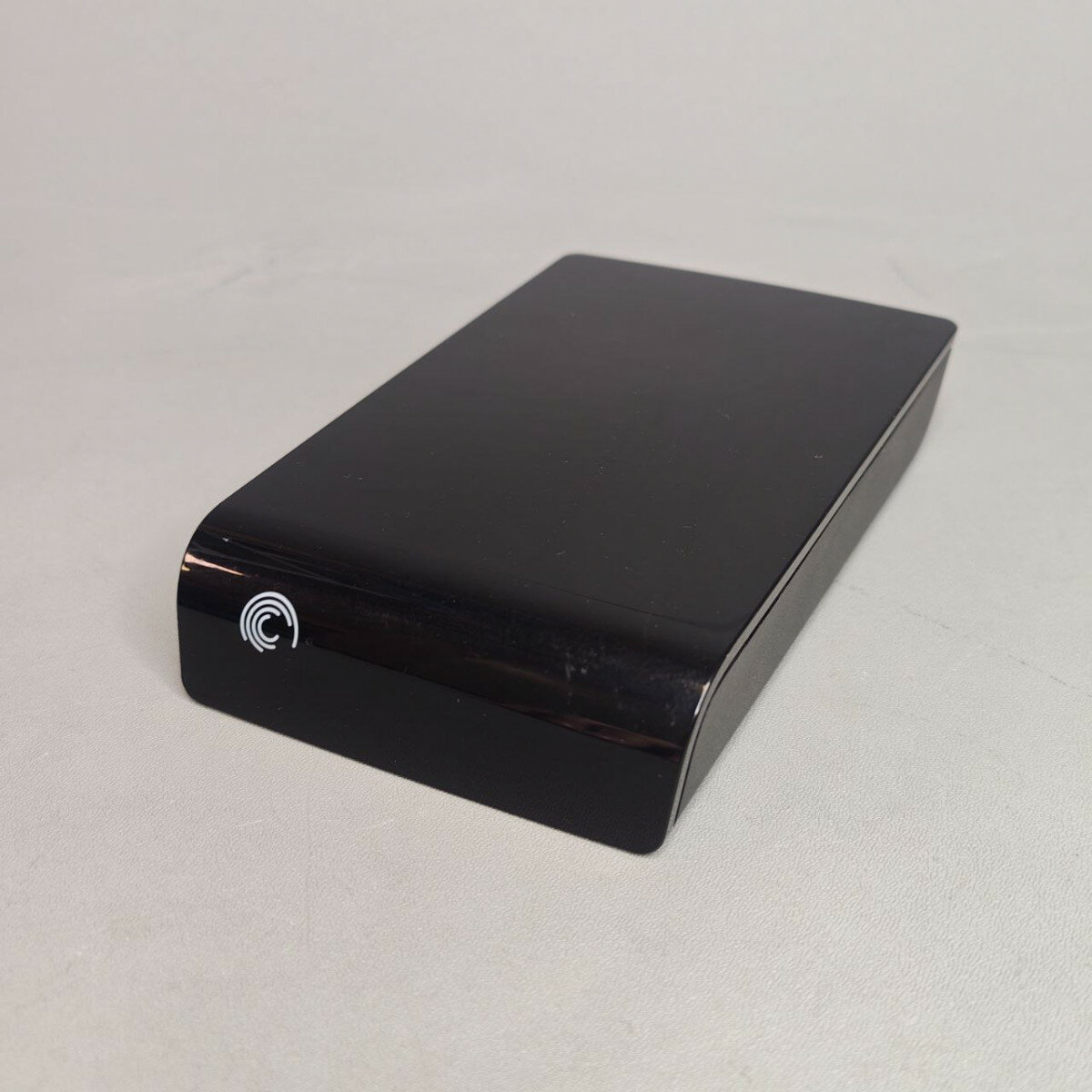 Внешний жесткий диск 3,5 USB 2.0 Seagate Expansion External Drive 9SF2A8-500 2 TB, черный