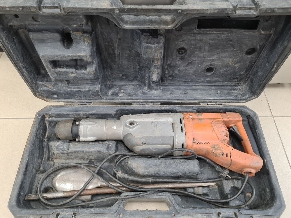 Перфоратор AEG PN 11 E, (б/у), уценен , без гарантии