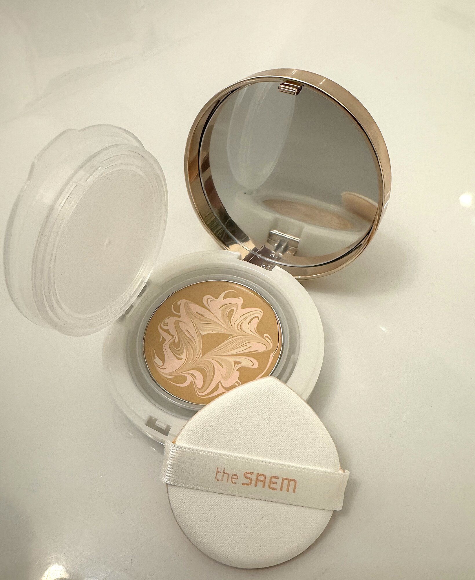 Пудра компактная Eco Soul Essence Foundation Pact 21 Light Beige, 90 г, для всех типов кожи, светло бежевая