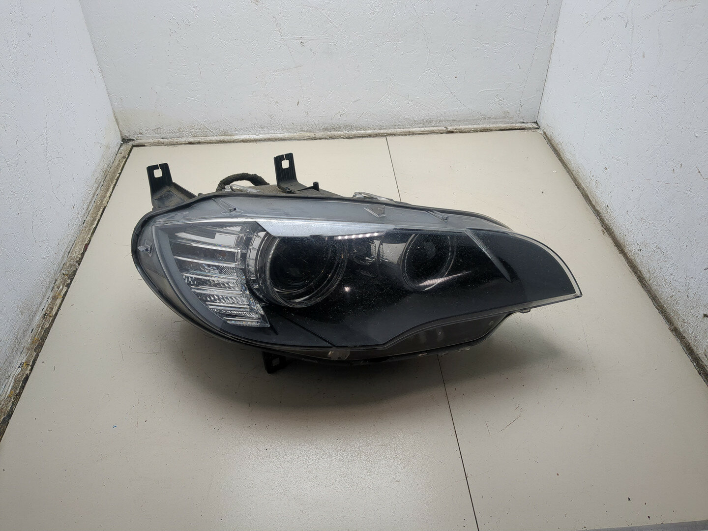 Фара (передняя) правая BMW X6 E71 Б/У