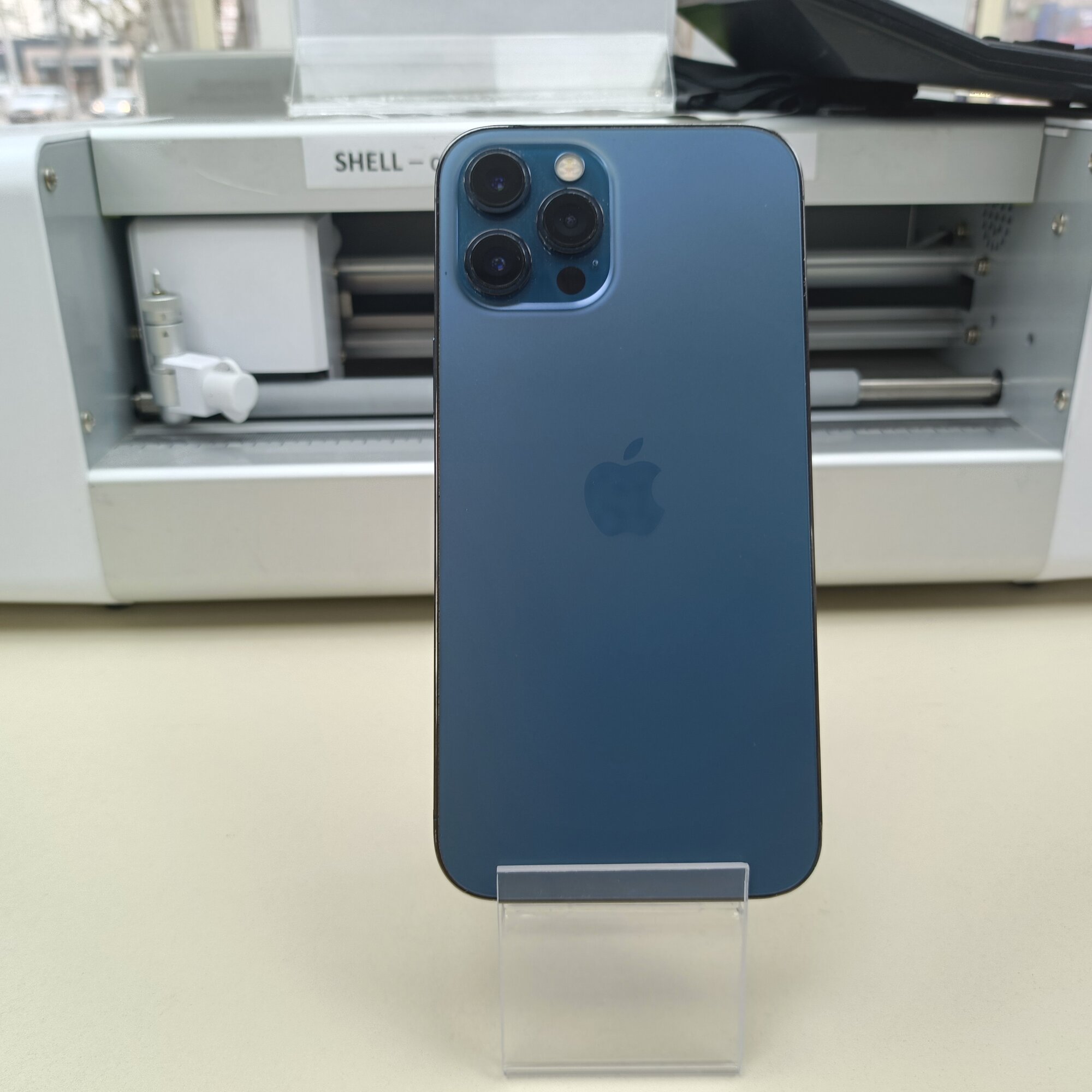 Смартфон Apple iPhone 12 Pro Max, камера 12Мп, OLED экран, 12ГБ памяти, тихоокеанский синий