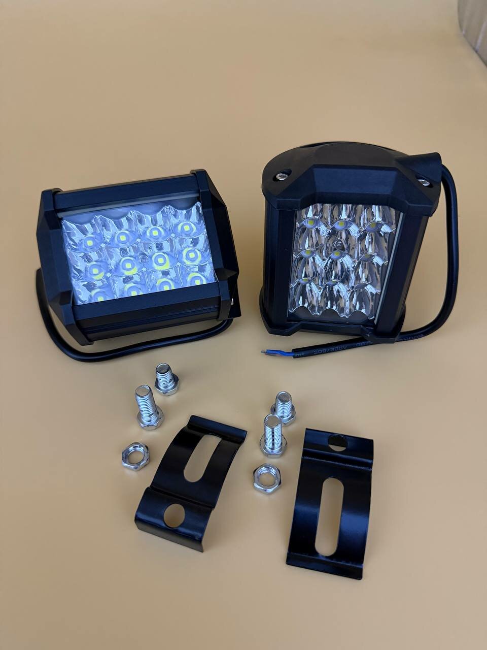 LED ПТФ прожектор ПТФ Дальний на авто 36W 2шт