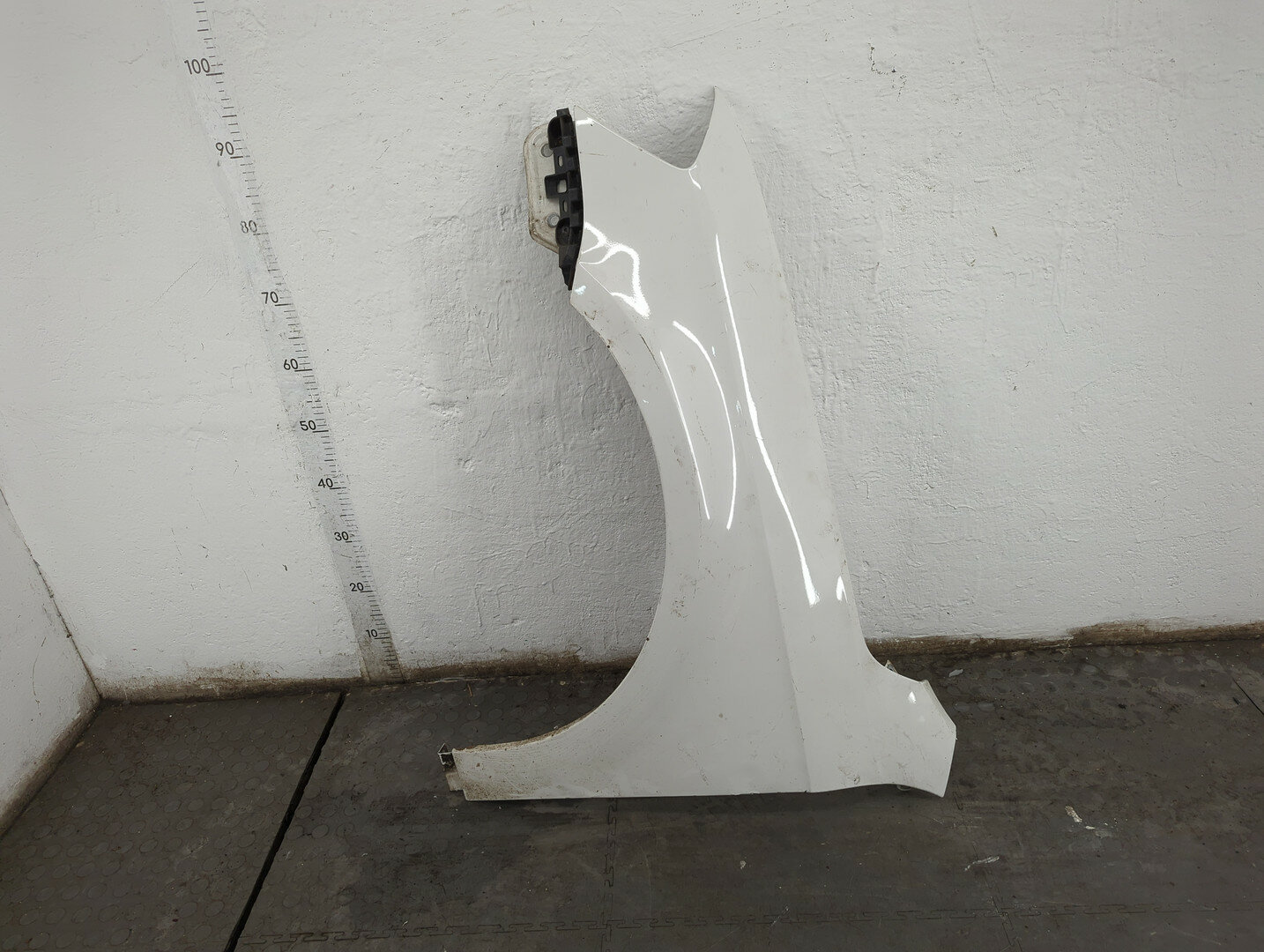 Крыло левое переднее Volkswagen Passat 7 Европа Б/У