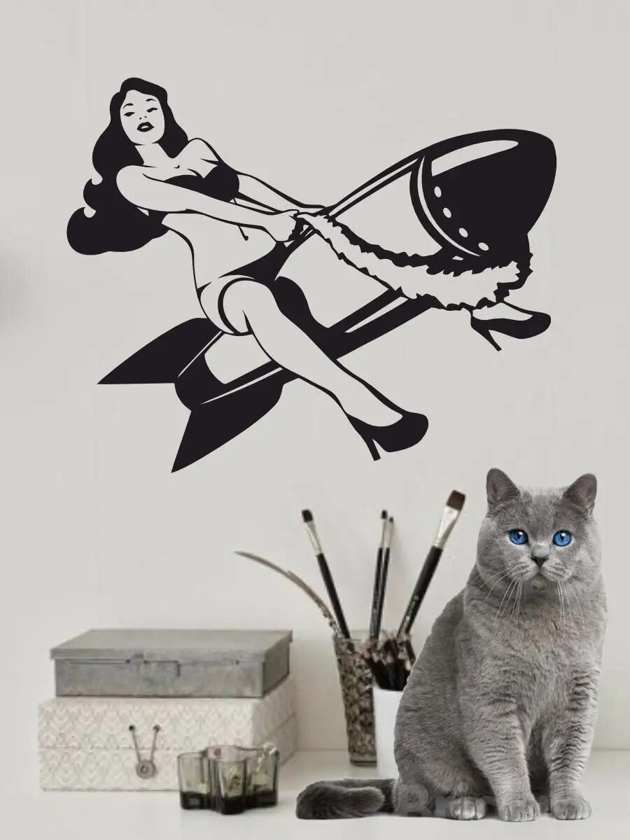 Наклейка на стену для декора интерьерная Девушка