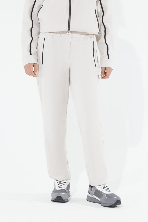 Брюки спортивные