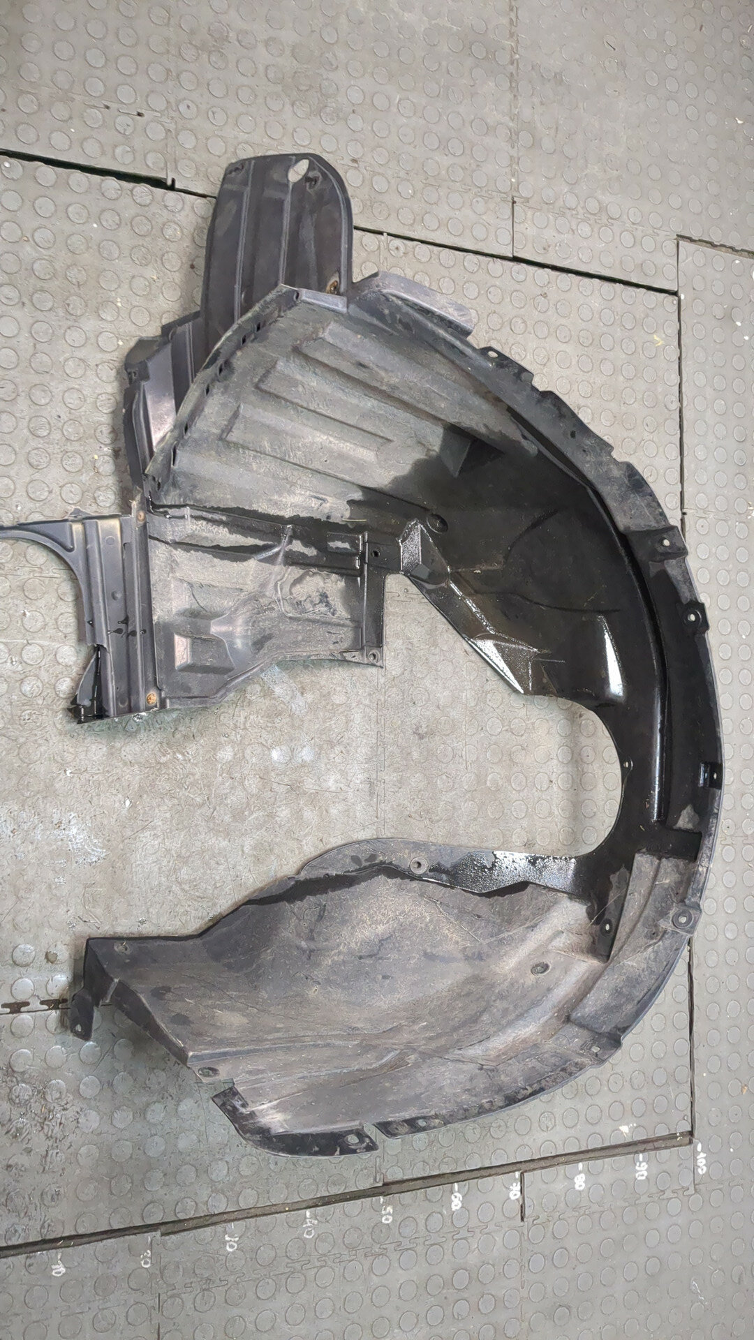 Защита арок (подкрылок) левая передняя Suzuki Vitara Б/У