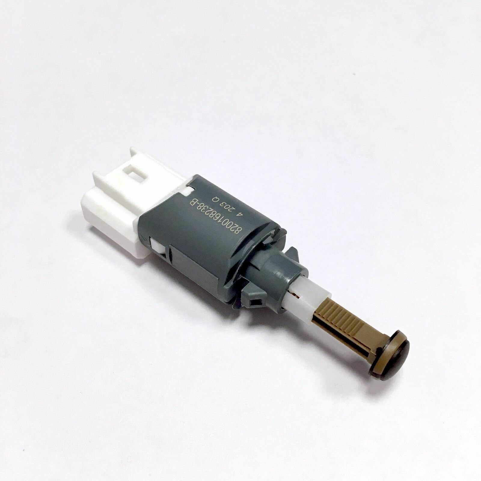 8200168238 Датчик включения стоп-сигнала Lada Renault Nissan