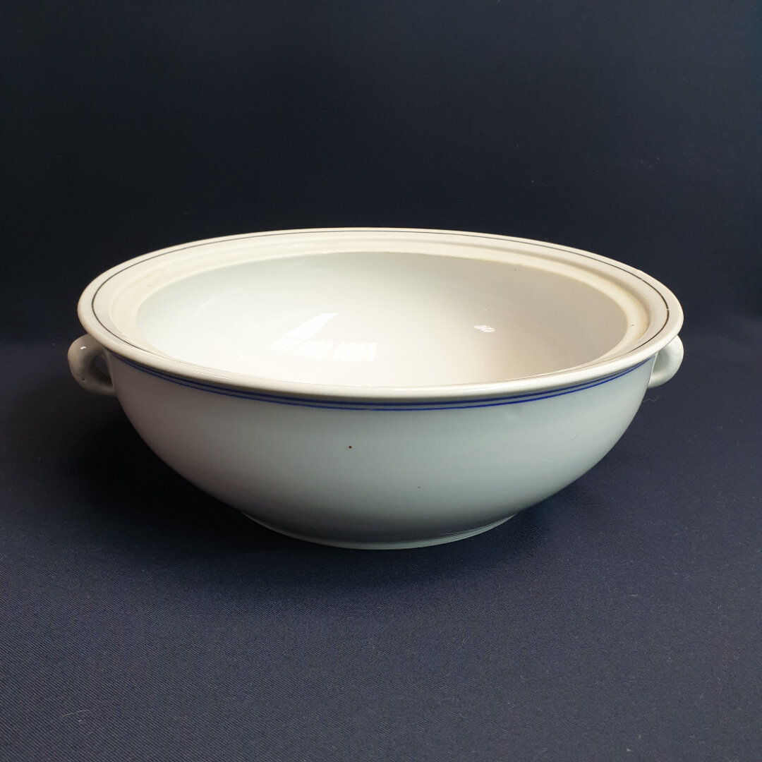 Винтажная супница, фарфор, позолота, 3 литра. Корея.