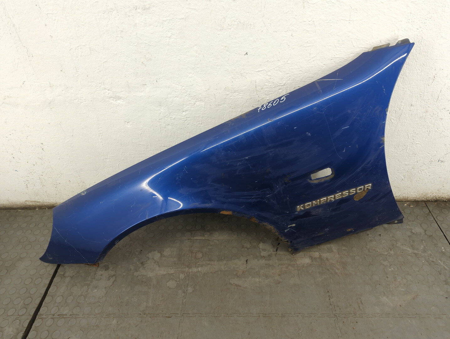 Крыло левое переднее Mercedes SLK R170 Б/У