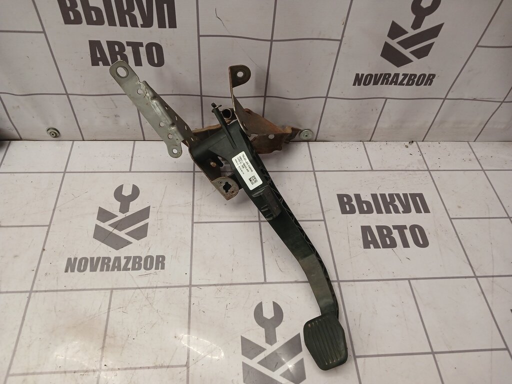 Педаль сцепления Ford Focus 2 05-08