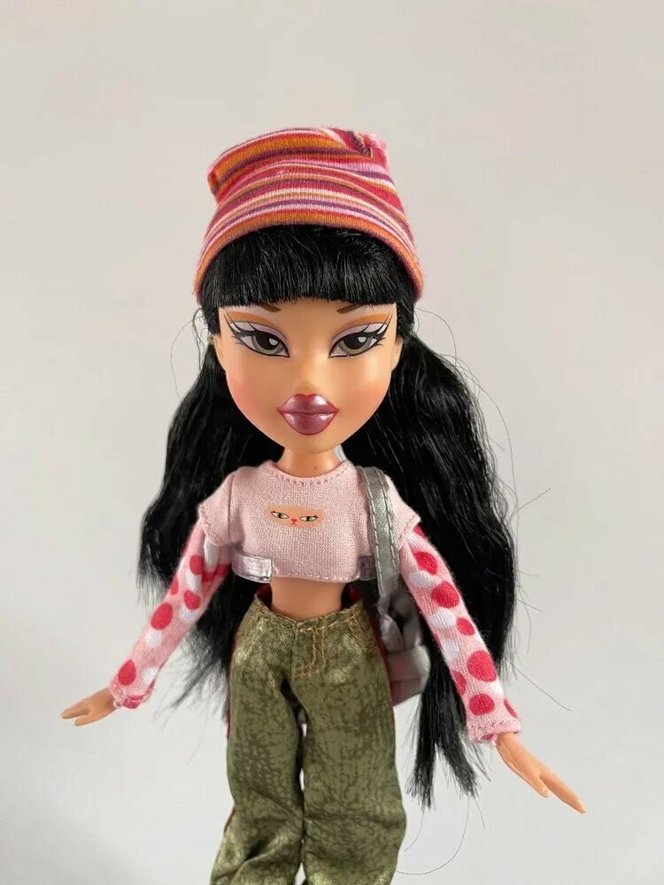 Набор Bratz Mini 2 мини-куклы в слепой коробке (2 поколение, коллекционные, случайный выбор)