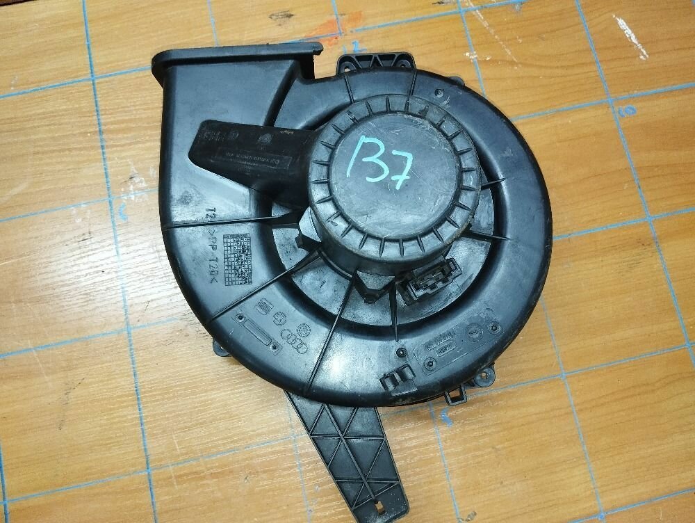 Моторчик печки Volkswagen Polo Fabia rooomster Б/У с пробегом