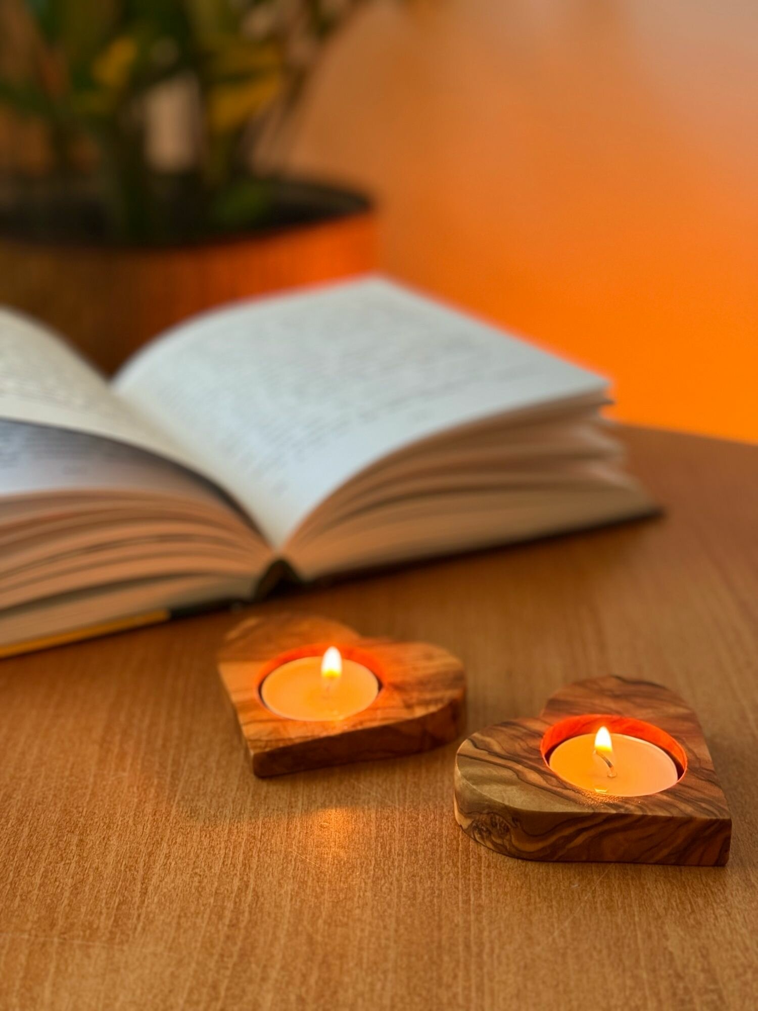Подсвечник OliWood "Сердечки", оливковое дерево, ручная работа, 2 шт.