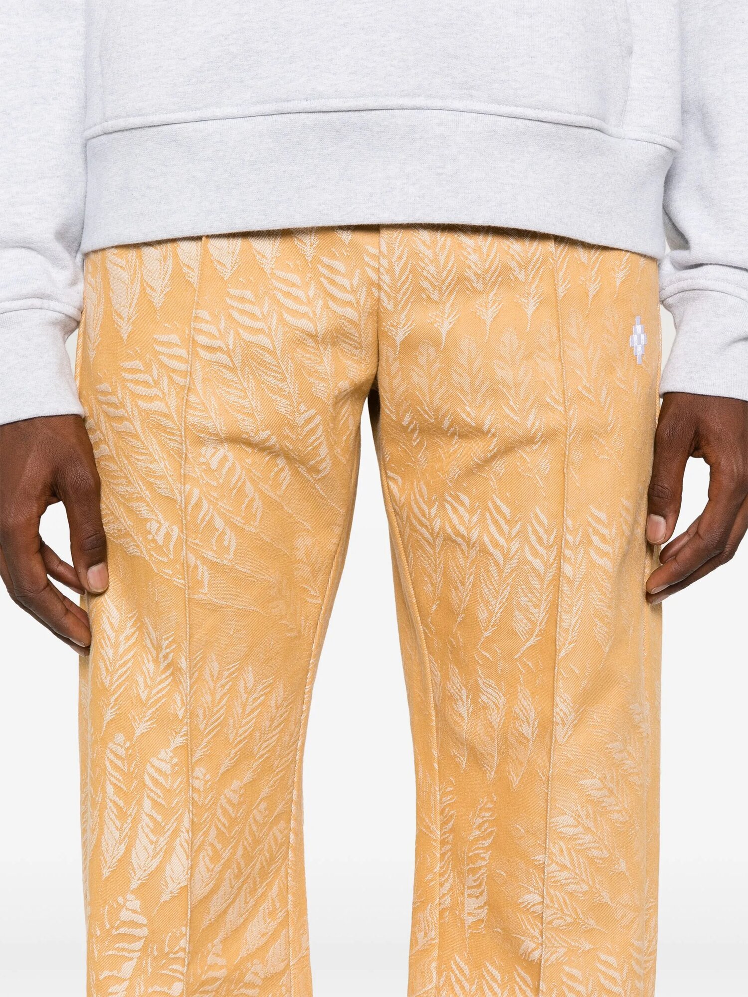 Брюки классические MARCELO BURLON AOP Feather, размер L, коричневый — фото 1
