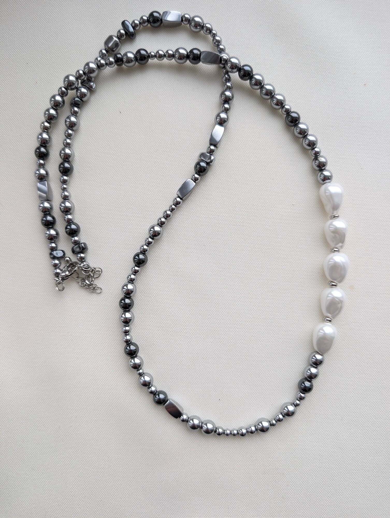 Колье, гематит