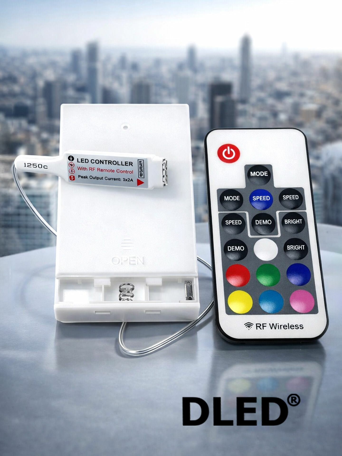 Контроллер RGB с радио пультом RF с батарейным отсеком для RGB ленты 5V DC, бренд DLED