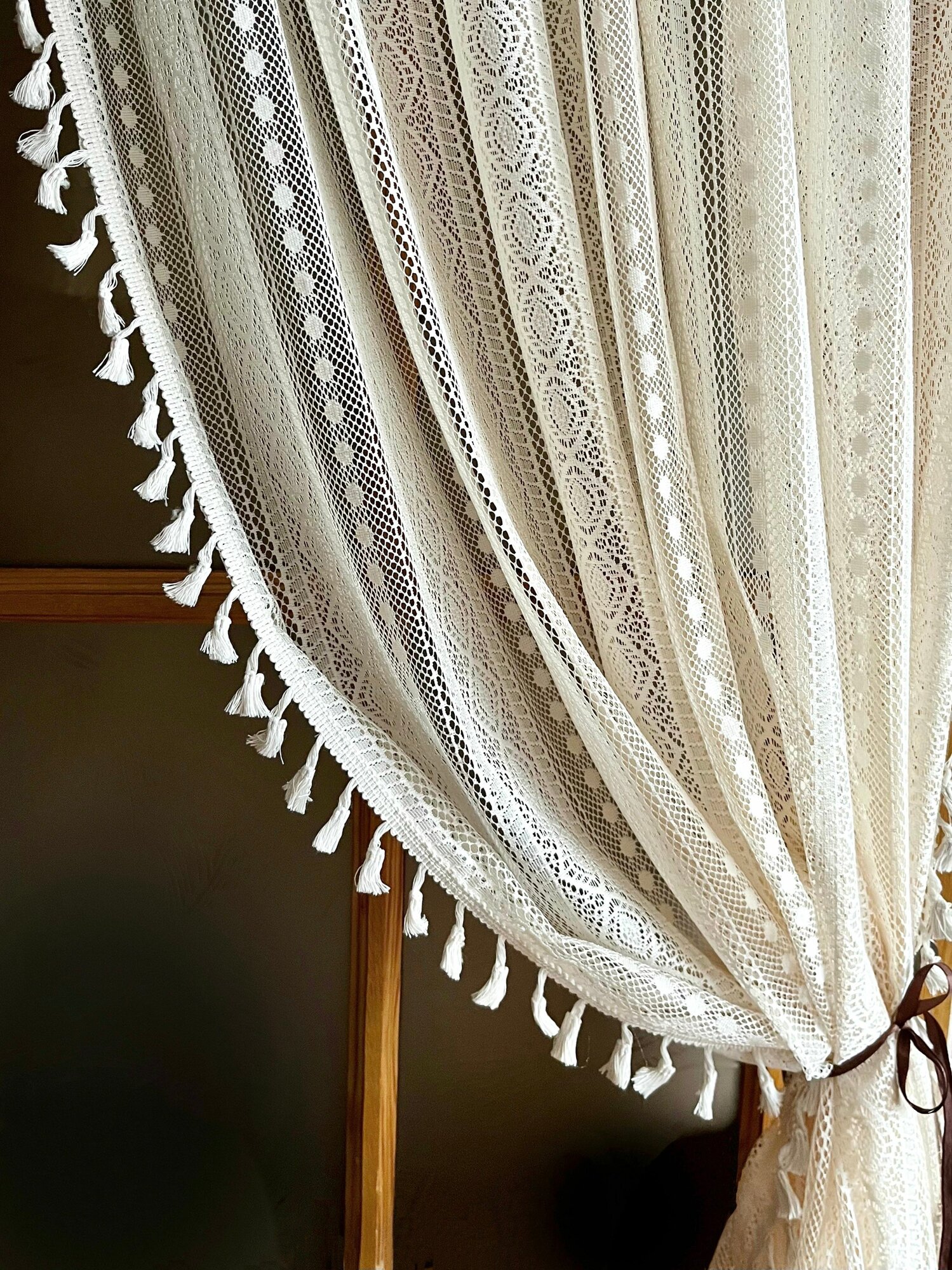 Штора 148х241 см с бахромой и кисточками / Тюль кружевной в стиле ретро, классик, винтаж