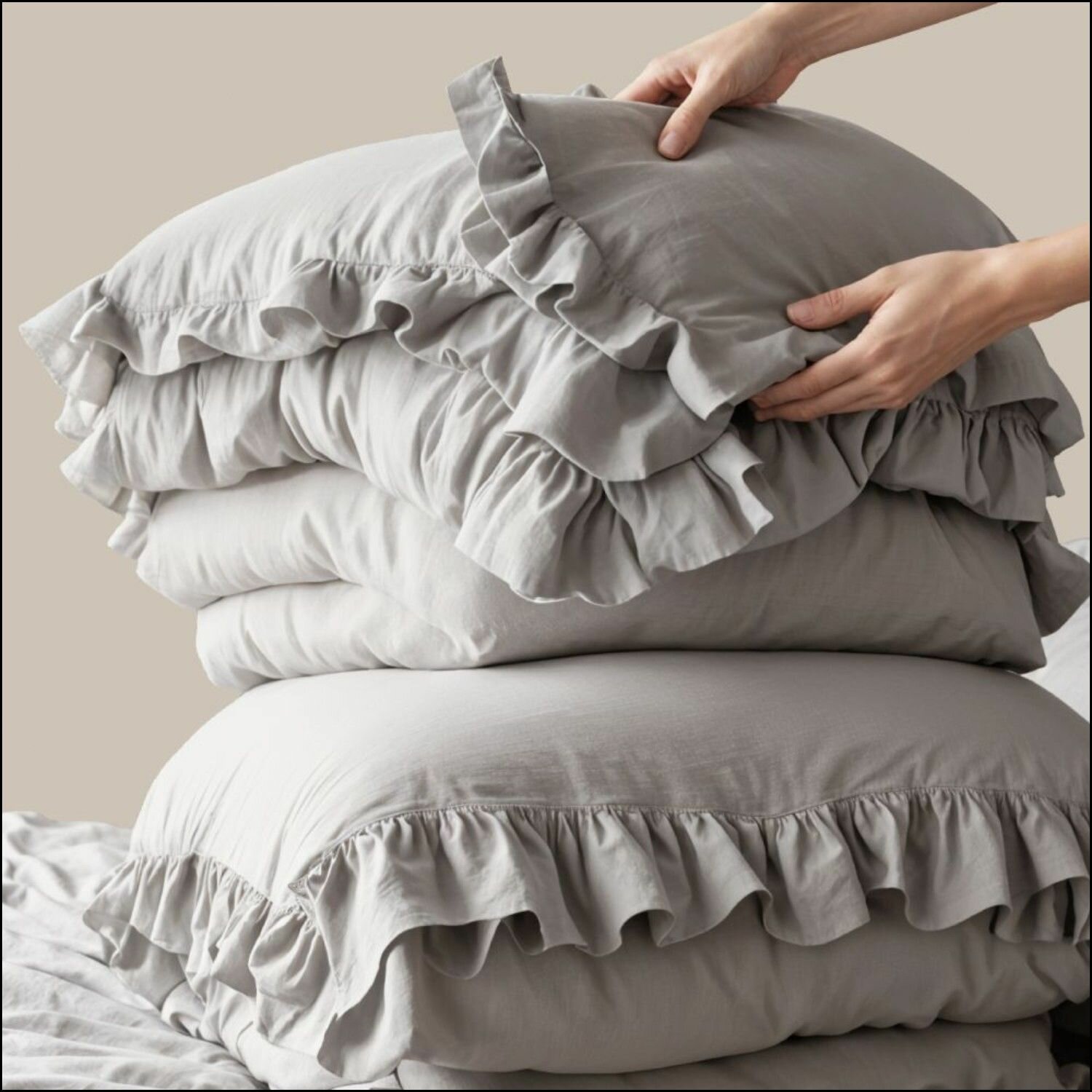 Комплект постельного белья с рюшами Dr. Hygge Серый Евро Варёный хлопок , пододеяльник 200x230 / наволочки 50x70 2 шт. / простынь 230x250