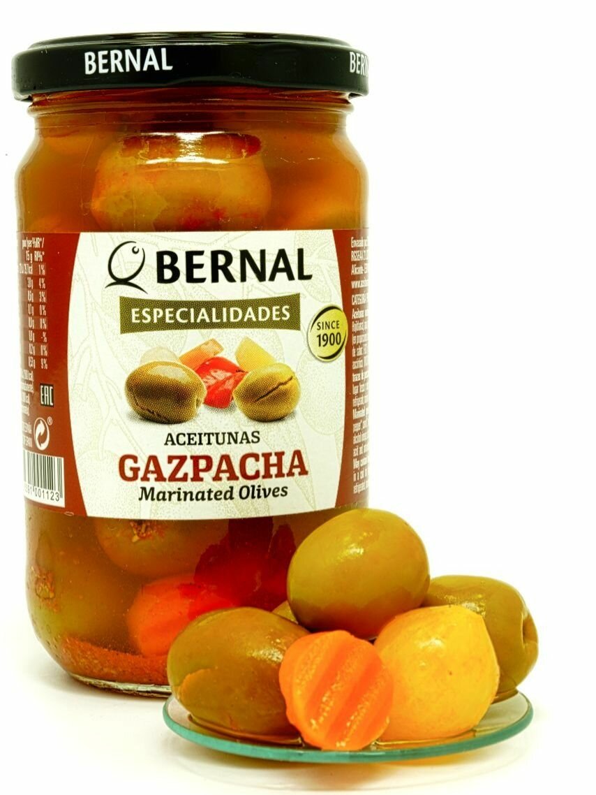 Оливки GASPACHA с перцем и морковью, 300 г