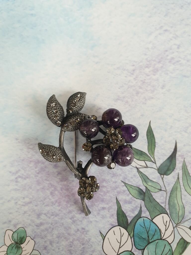 Брошь, кристалл