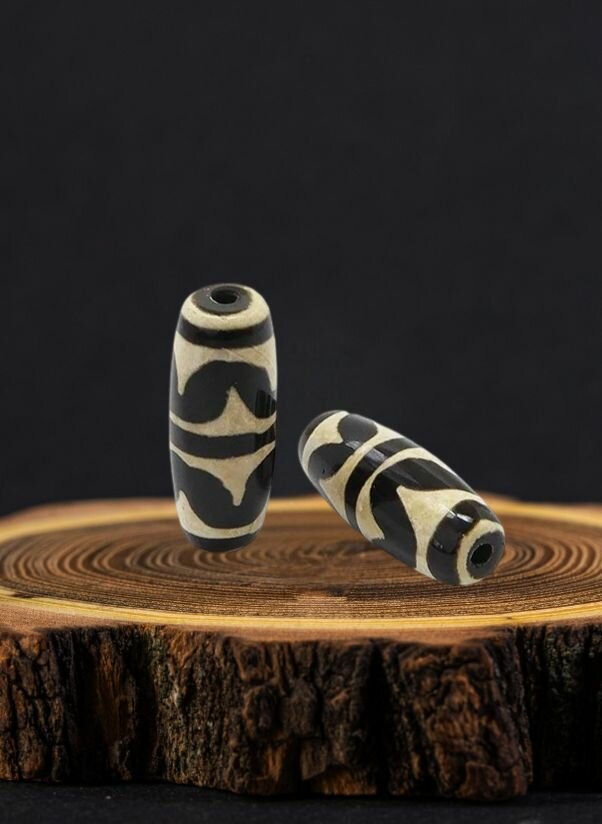 Бусина дзи из агата двойной тигриный клык 2 штуки