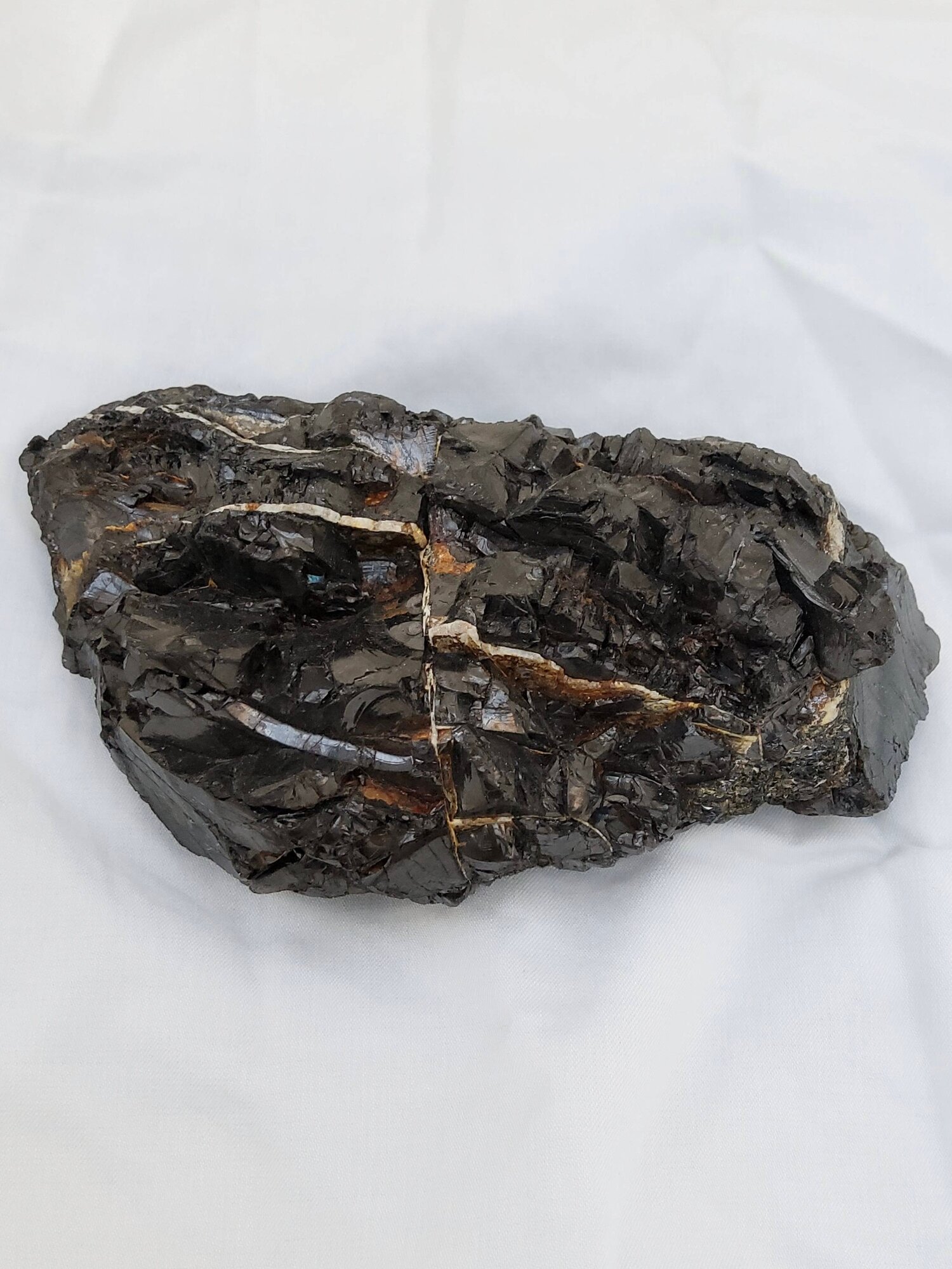 Шунгит натуральный элитный. Образец для коллекций 306 гр