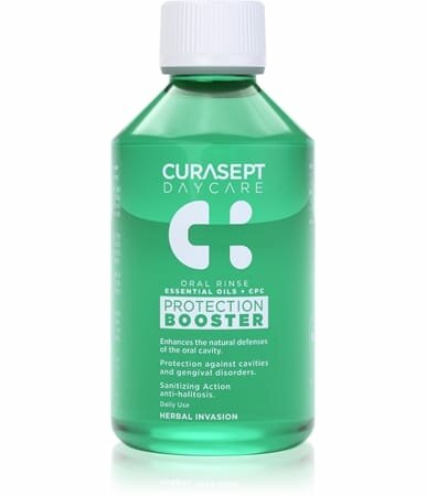 Жидкость для полоскания рта Curasept Daycare Protection Booster Herbal, 500 мл