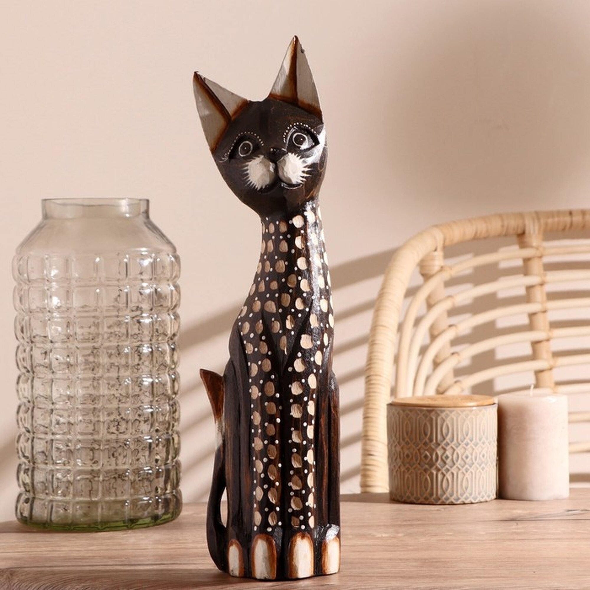 Сувенир «Кошка пятнистая», 5.5 × 11 × 40 см, дерево, цвет черный