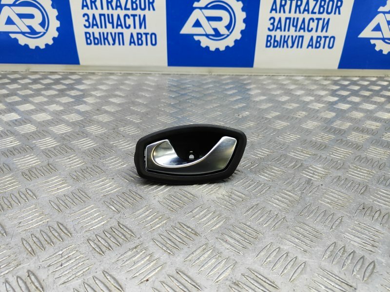 Б/У Ручка двери задней внутренняя левая Renault Fluence / Рено Флюэнс 1.6 K4M838 106 Л.С 2010
