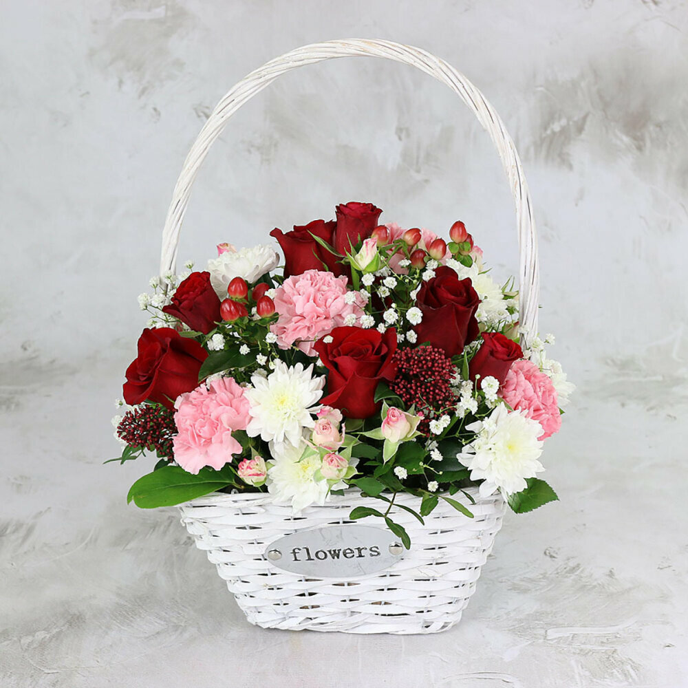 Букет Букет Маркет "Красные Розы", в корзине, на стеблях, высота 35 см