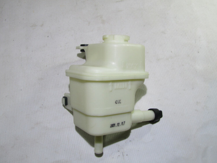 Бачок ГУР Шевроле Авео Т300 Кобальт 95218392 бачок гидроусилителя руля - Оригинал, - General Motors